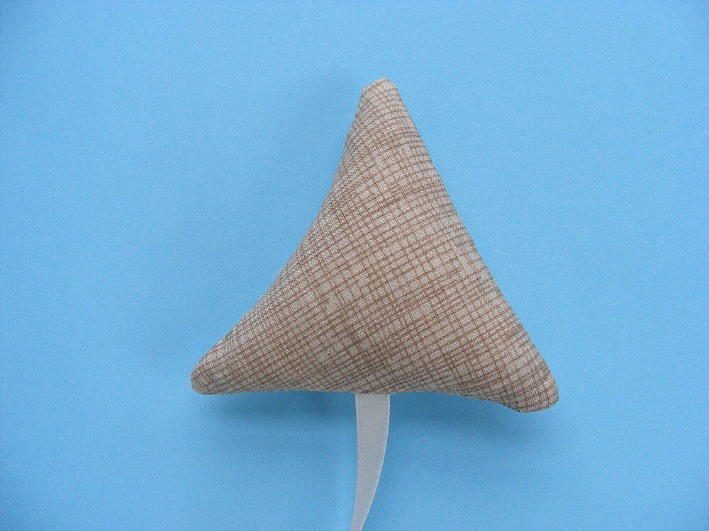 Triangle Toys – a free pattern - Shiny Happy World