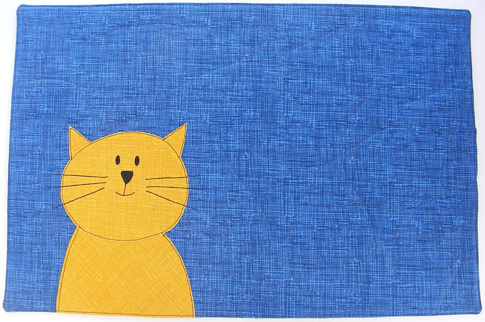 Fast & Easy Free Placemat Pattern - Shiny Happy World