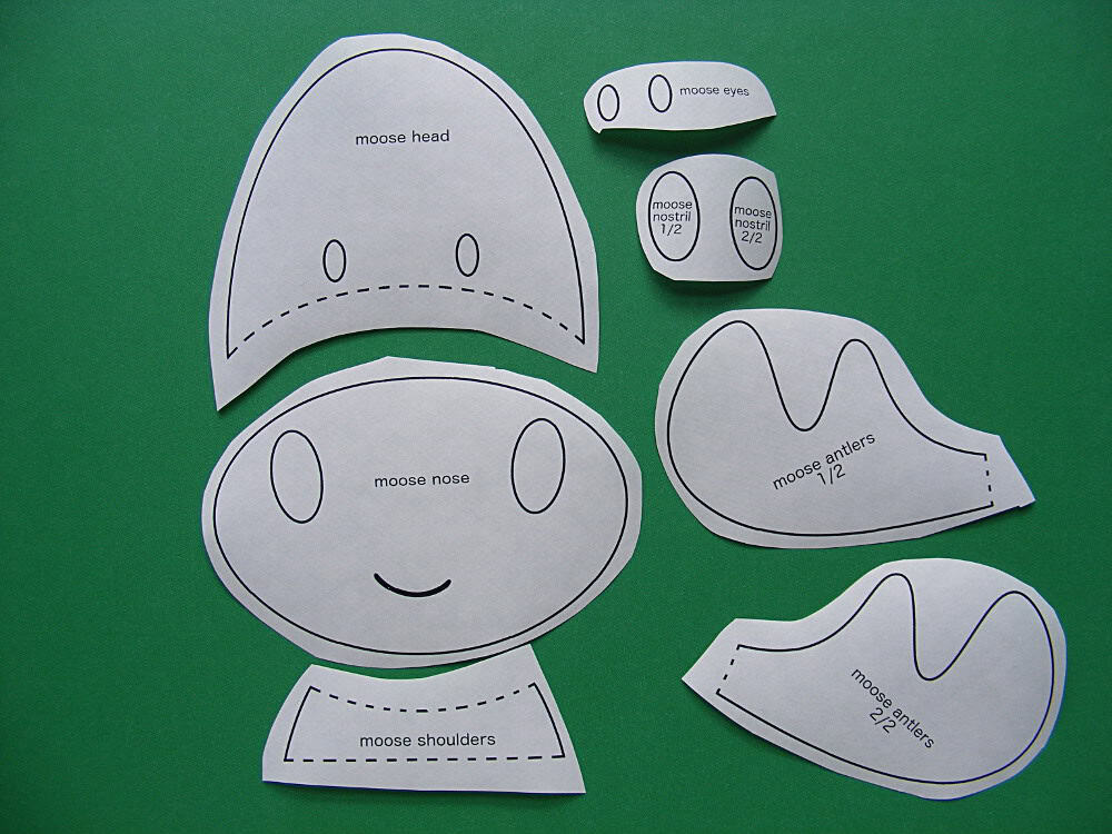Free Moose Applique Pattern - Shiny Happy World